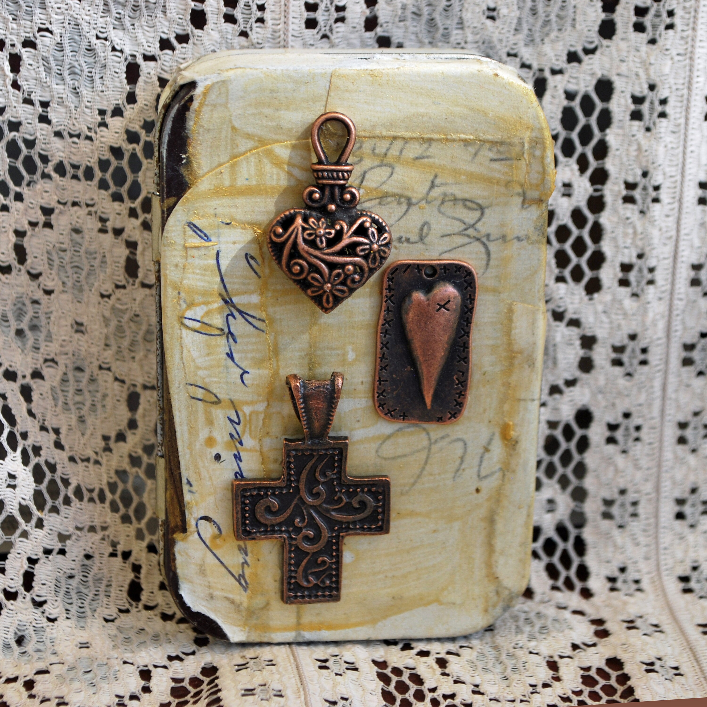 Shrine Nicho Traveling Altar Madonna Altoid Art Prayer Box - Etsy