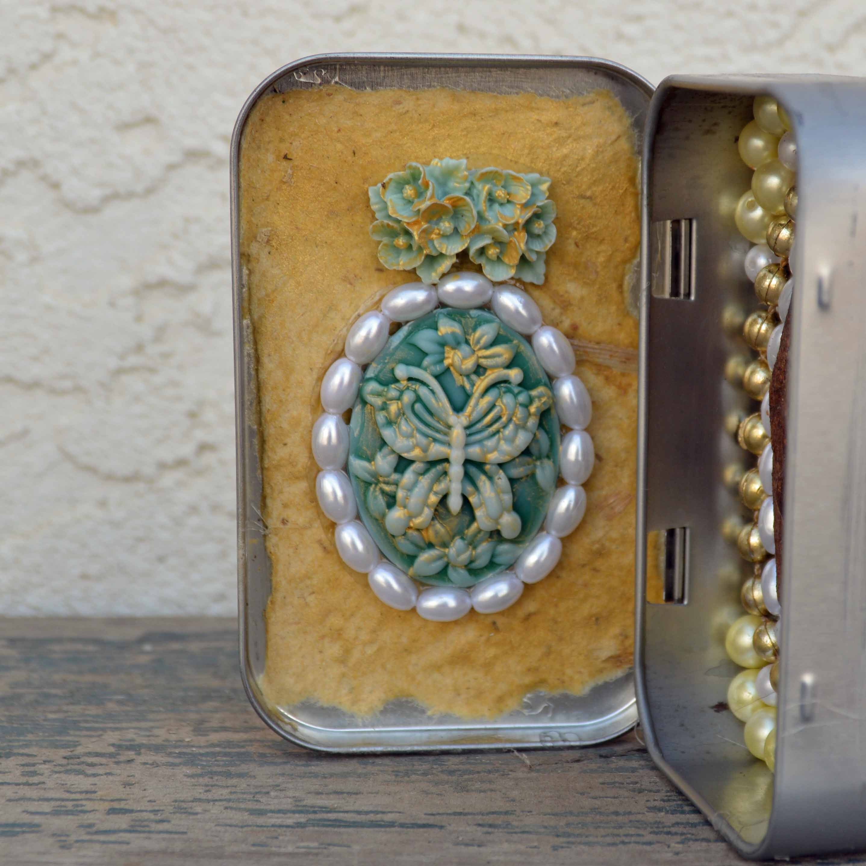 Traveling Shrine/personal Prayer Box/altoid - Etsy
