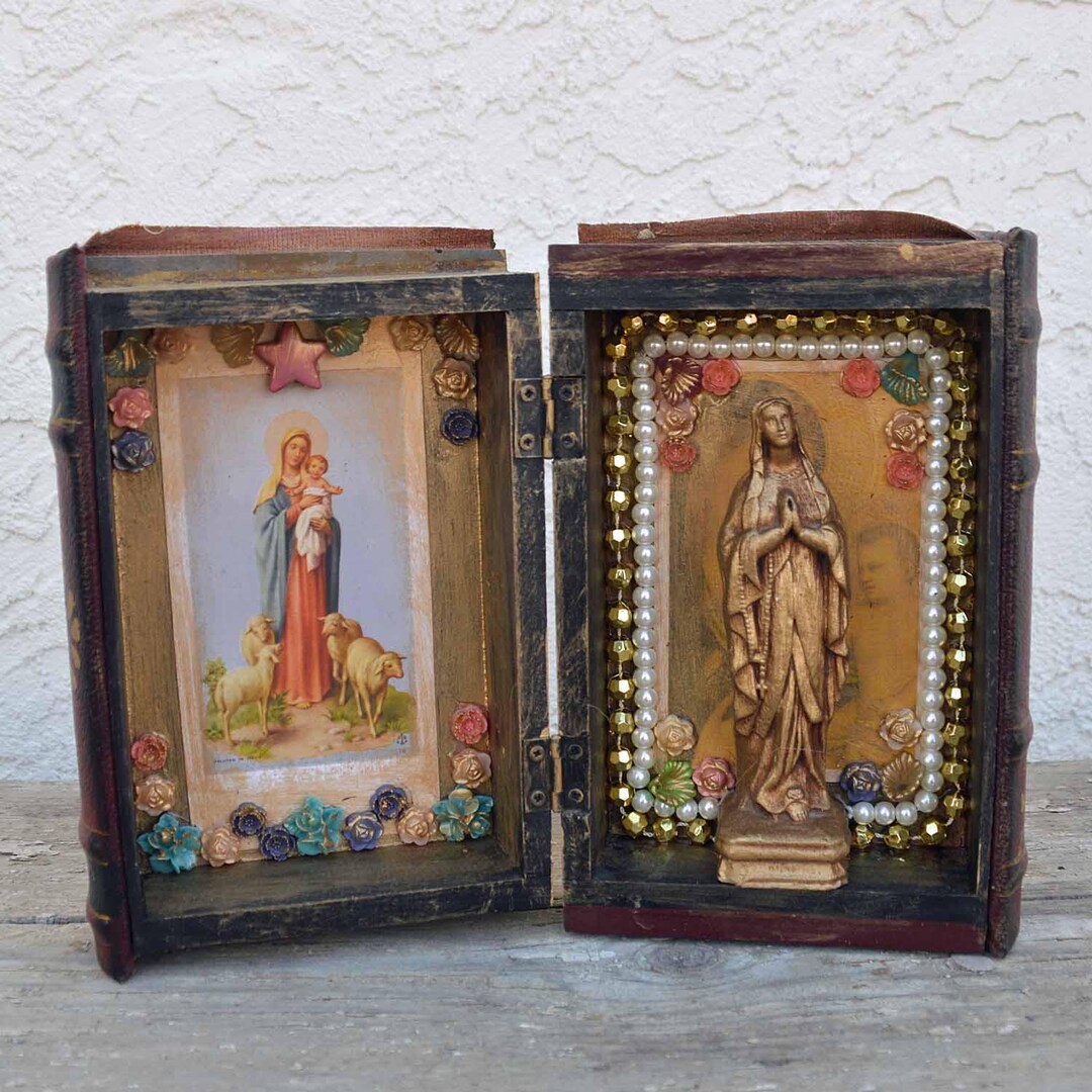 Secret Book Altar Praying Madonna Vintage Prayer Card Dianalamorrisart ...
