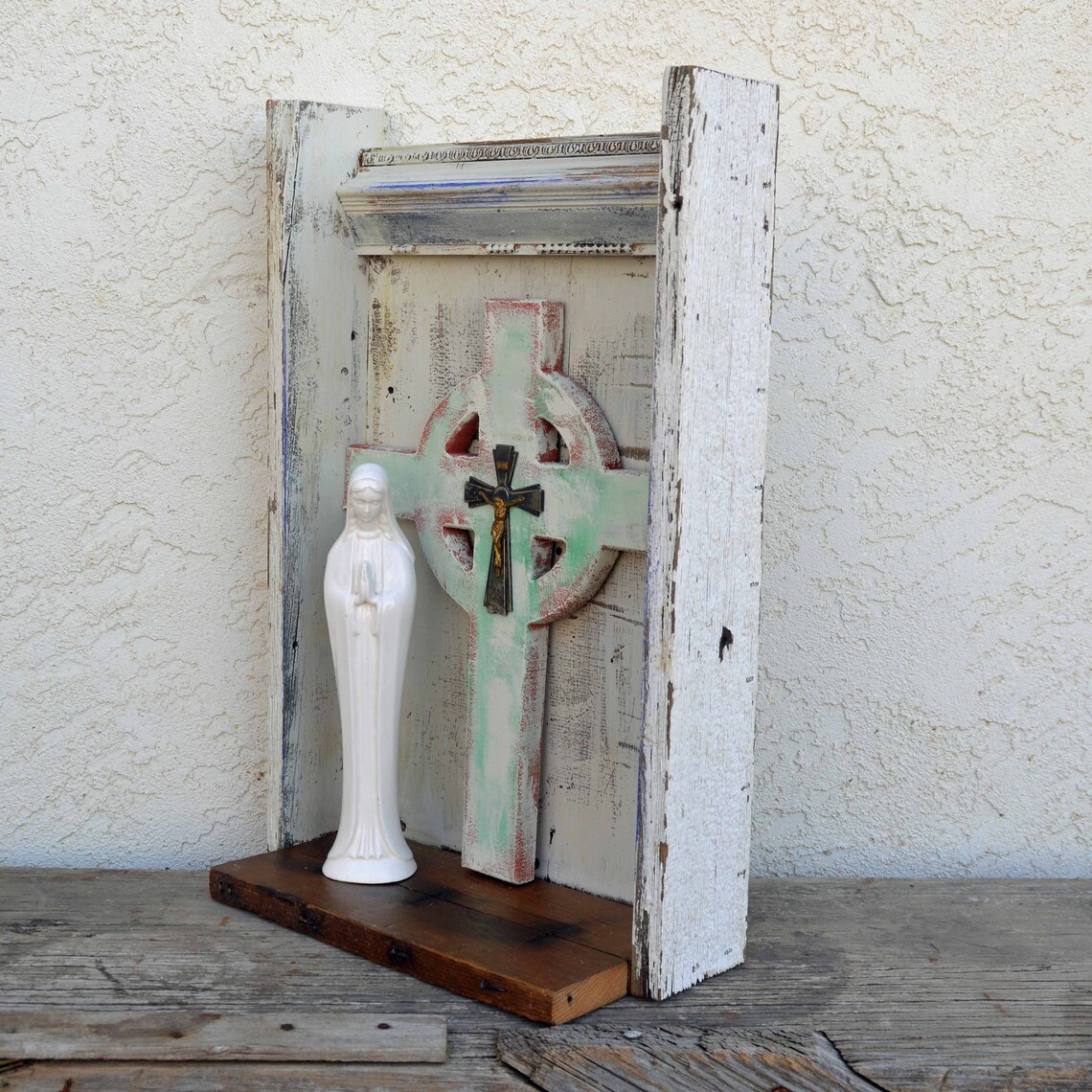Nicho Shrine Rustic Altar Celtic Cross Ceramic Madonna Home Altar ...