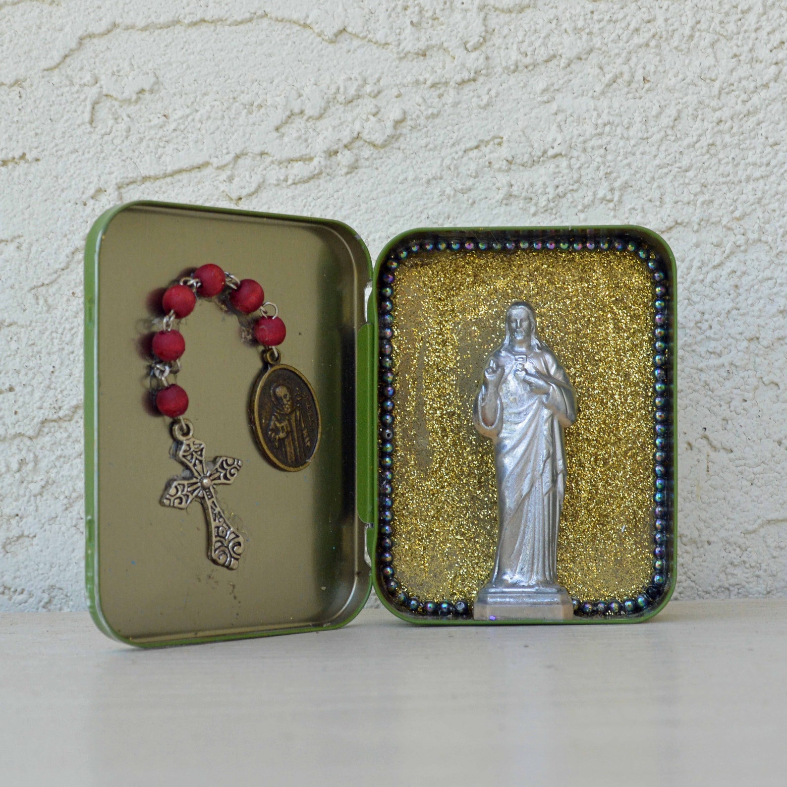 Shrine Altoid Altar Jesus Icon Prayer Box - Etsy