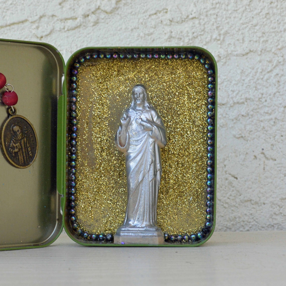 Shrine Altoid Altar Jesus Icon Prayer Box - Etsy