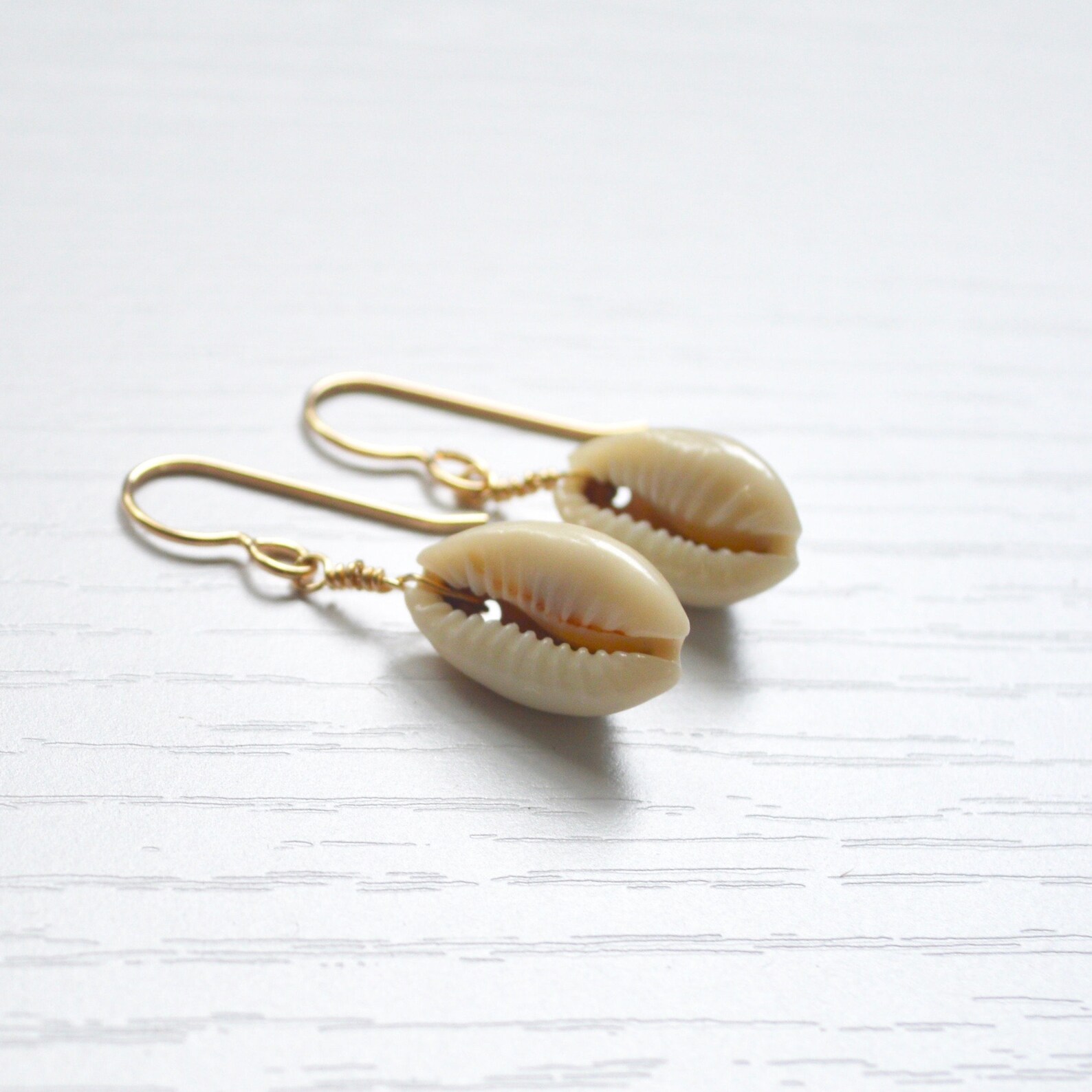 Cowrie Shell Earrings Whole Cowrie Shell Dangling Earrings - Etsy