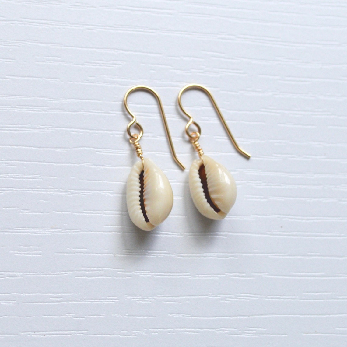 Cowrie Shell Earrings Whole Cowrie Shell Dangling Earrings - Etsy