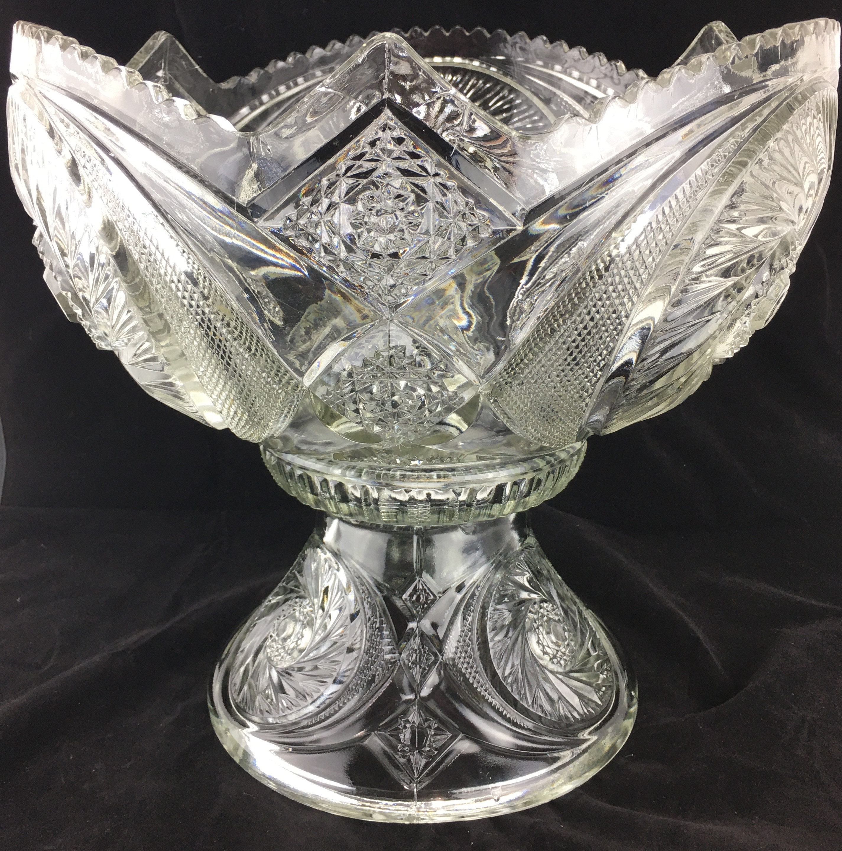 L.E. Smith Mckee EAPG Aztec Pinwheel Punch Bowl Set 14 Pc With Pedestal ...