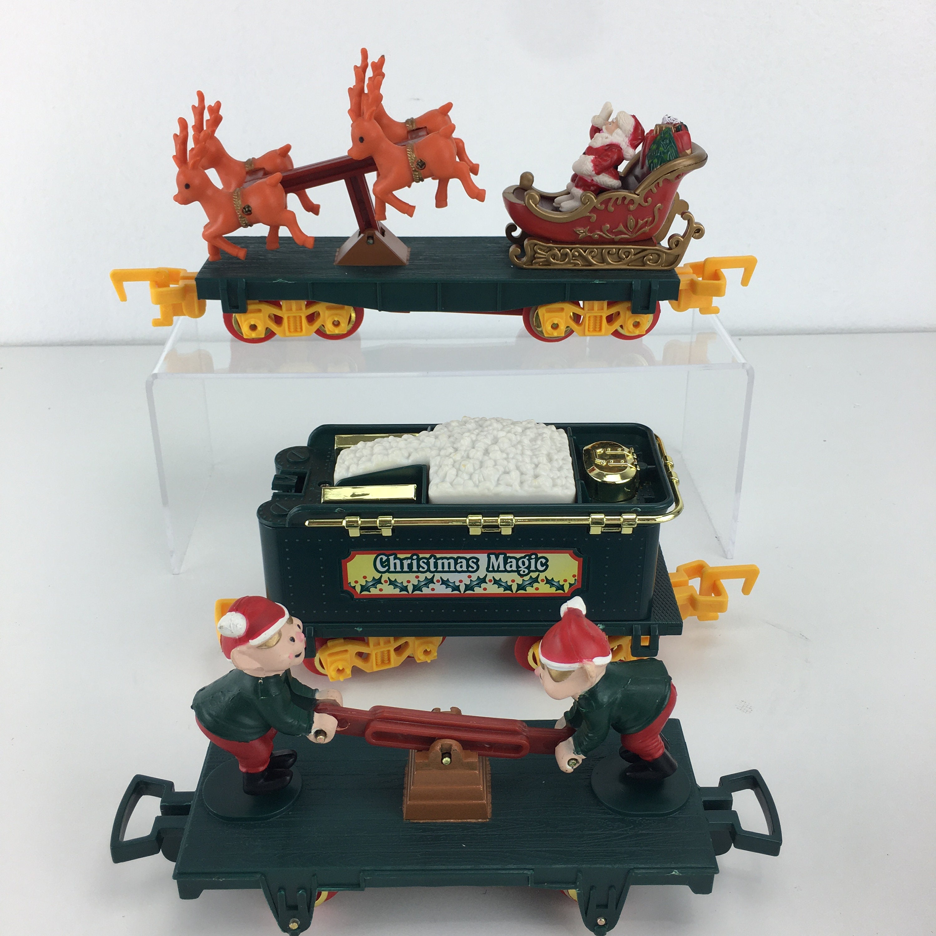 North Pole Express Christmas Magic Train Set Santa and the Elves ...