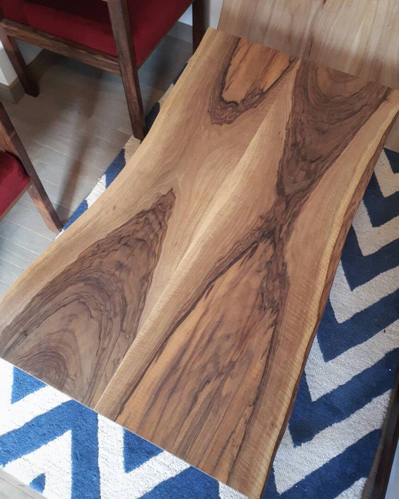 Table Basse Noyer Massif Live Edge Sur Pieds U-Form Sur Mesure - Etsy France