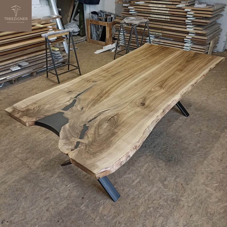 Table à manger noyer massif live edge sur mesure - Etsy France