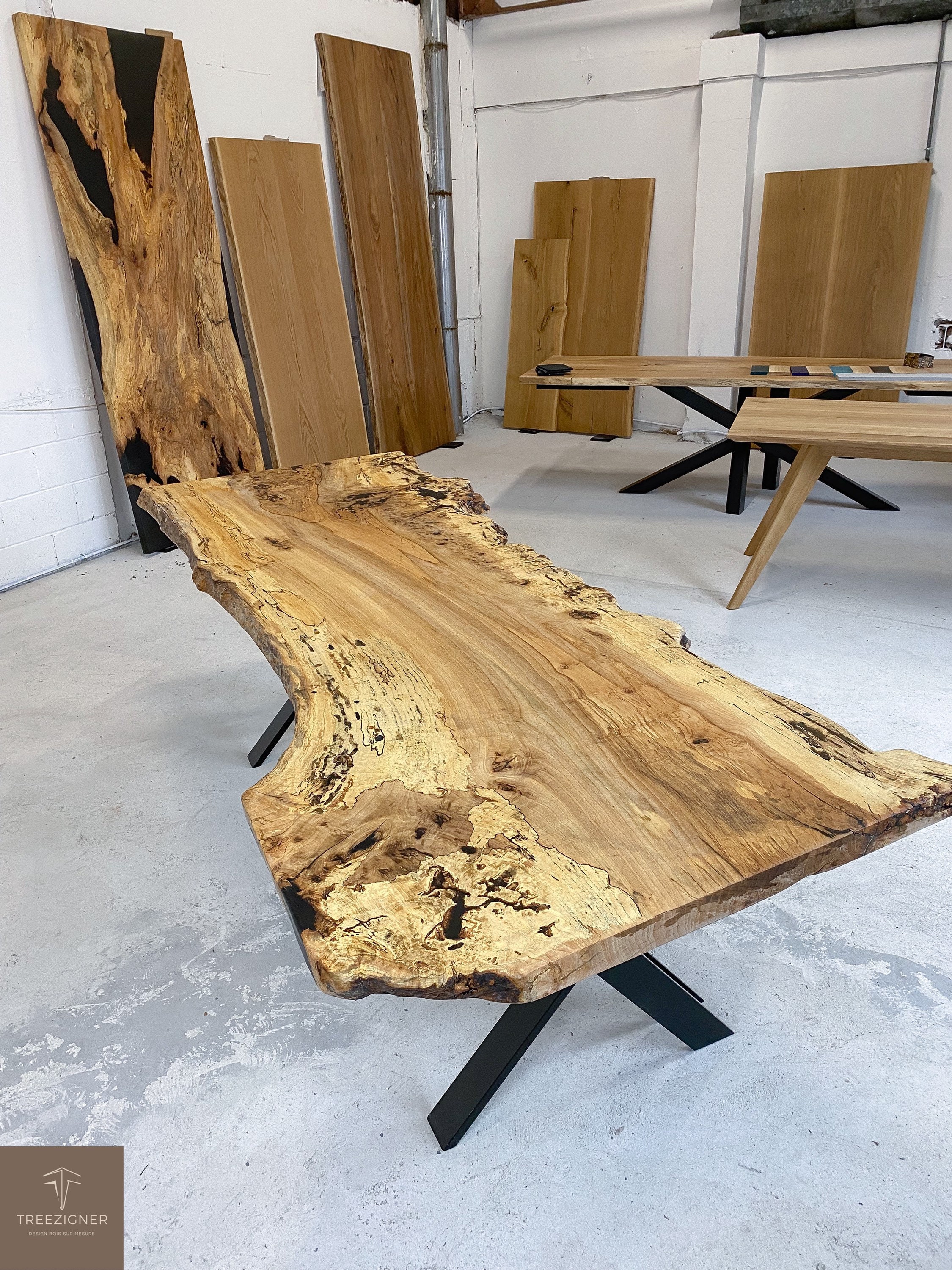 Exceptional tray Monobloc solid ash Natural edges Live Edge