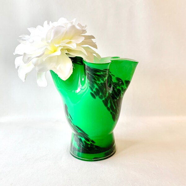 Ruffled Glass Vase - Etsy
