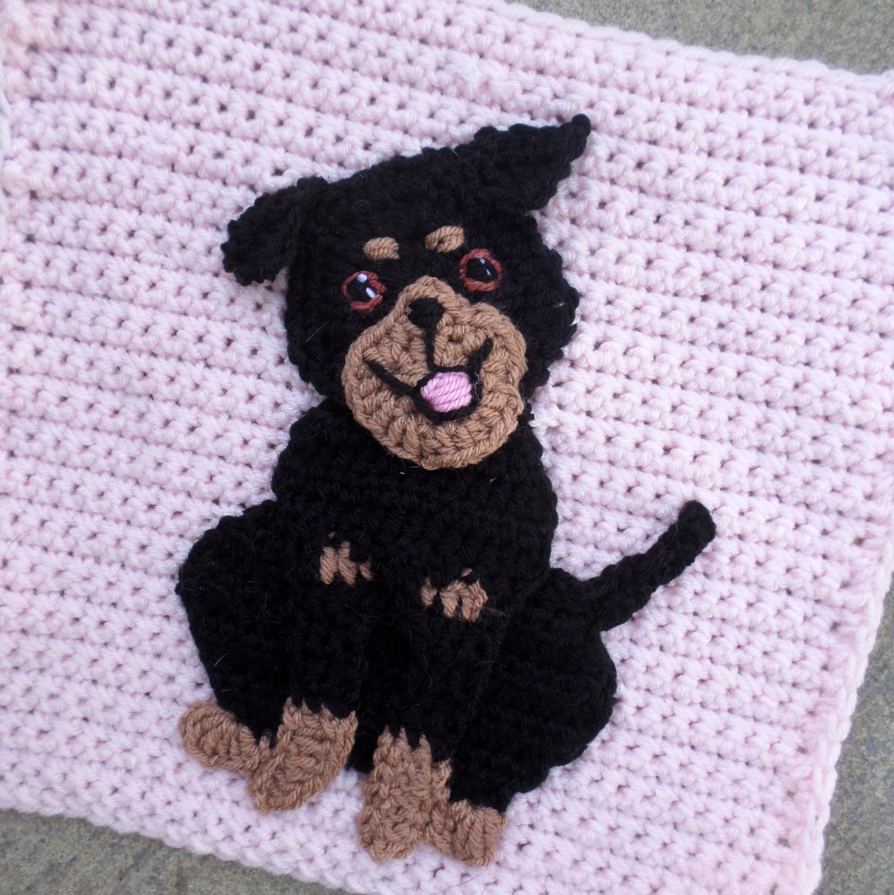 PATTERN: Rottweiler Patch // Patchwork Puppy Project // | Etsy