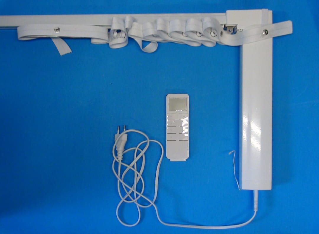 Custom Motorized S-fold Track, Silent Design, Ripple Fold Style ...