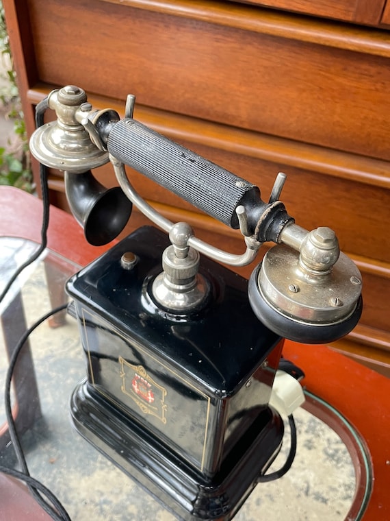 1910s Telephone