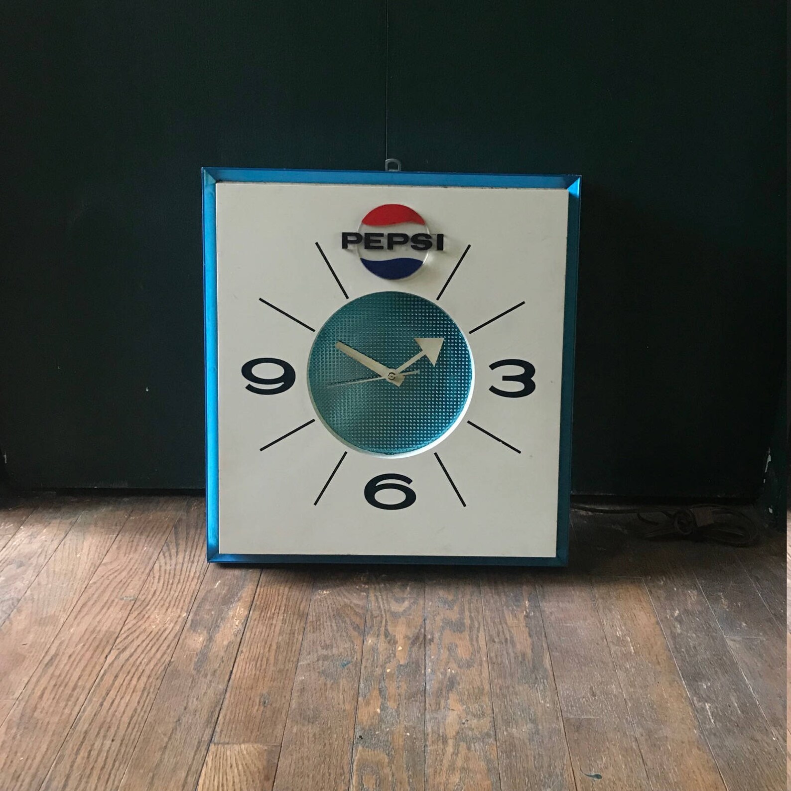 Vintage Mid-century 70s Light up Pepsi Wall Clock NOT RUNNING - Etsy