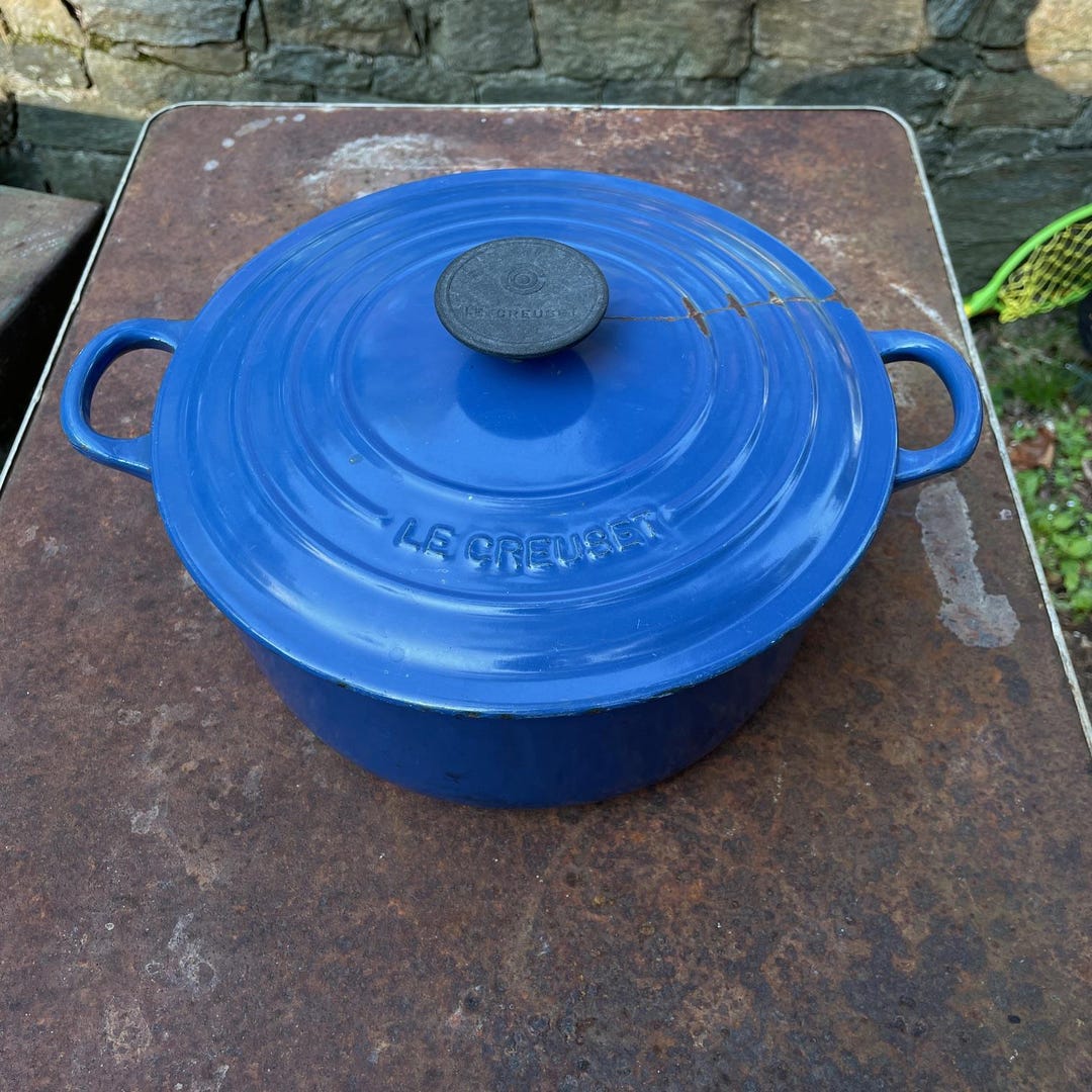 Vintage Le Creuset E Size Cast Iron Blue Enamel Pot (lid Cracked ...