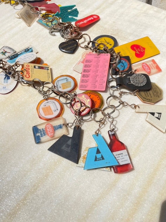 VTG Key Chains Garland 180 Inches Long Collection Vin… - Gem