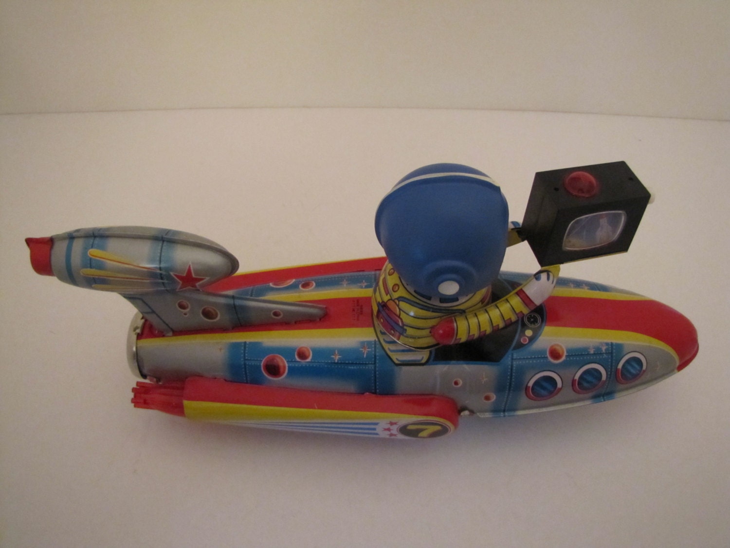 Universe Televiboat ME777 - Etsy