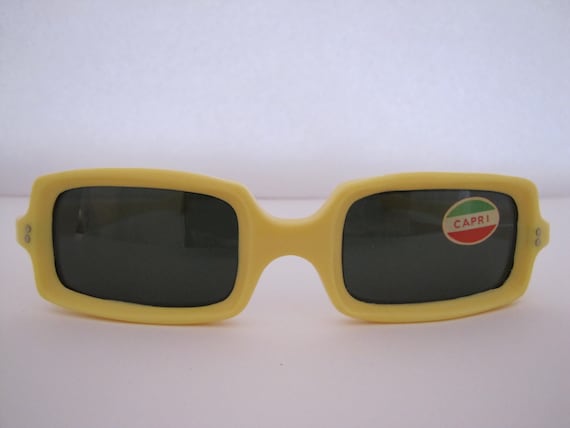 Vintage 1960s MOD Rectangle Style Sunglass 6805 Y/S - Etsy