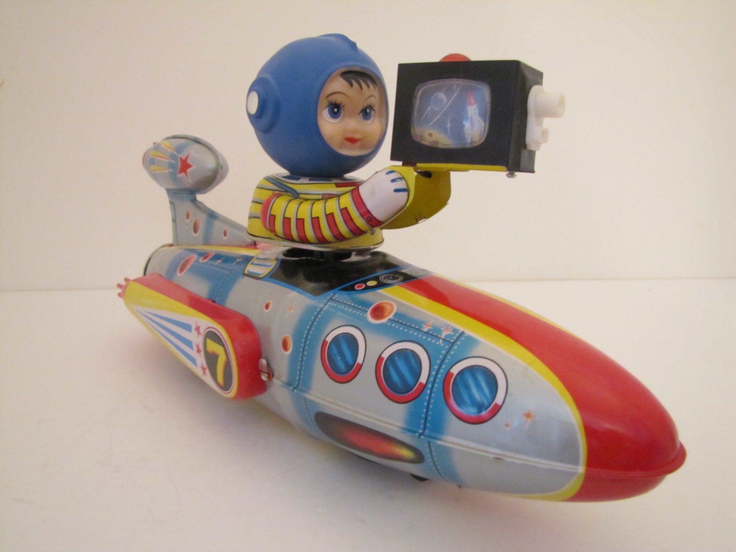 Universe Televiboat ME777 - Etsy