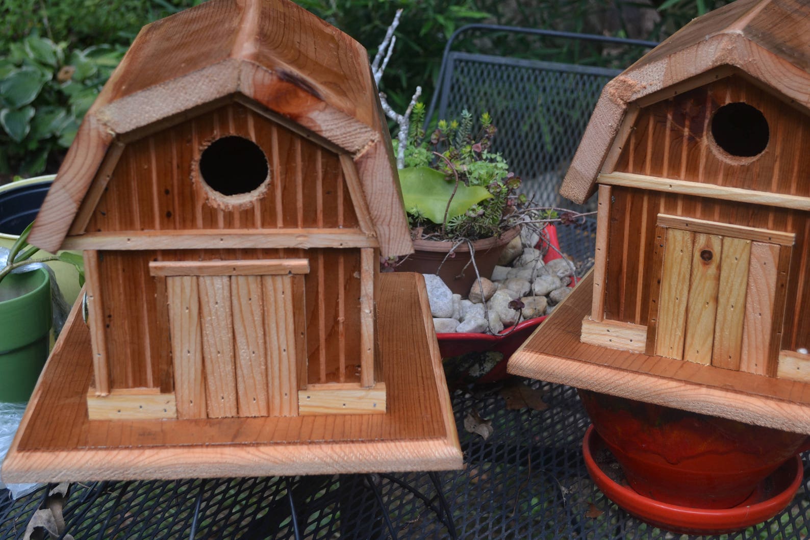 BEAUTIFUL Rustic Wood Barn Birdhouse - Etsy