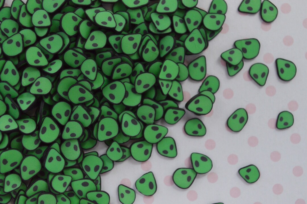 7mm Green and Black Alien Head Kawaii Sprinkles Polymer Clay Resin ...