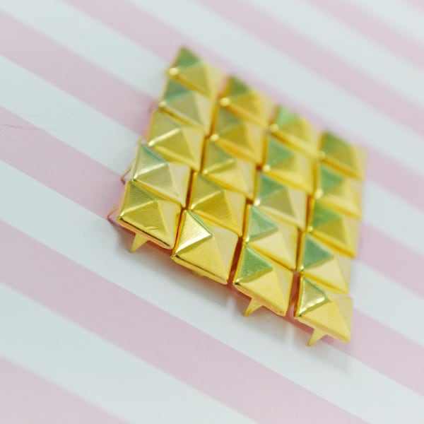 Pyramid Stud Rivet - Etsy