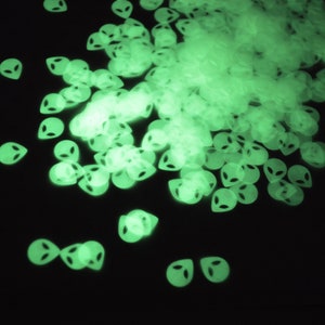 10mm Alien GLOW in the DARK Green Pastel Goth Creepy Cute Kawaii ...