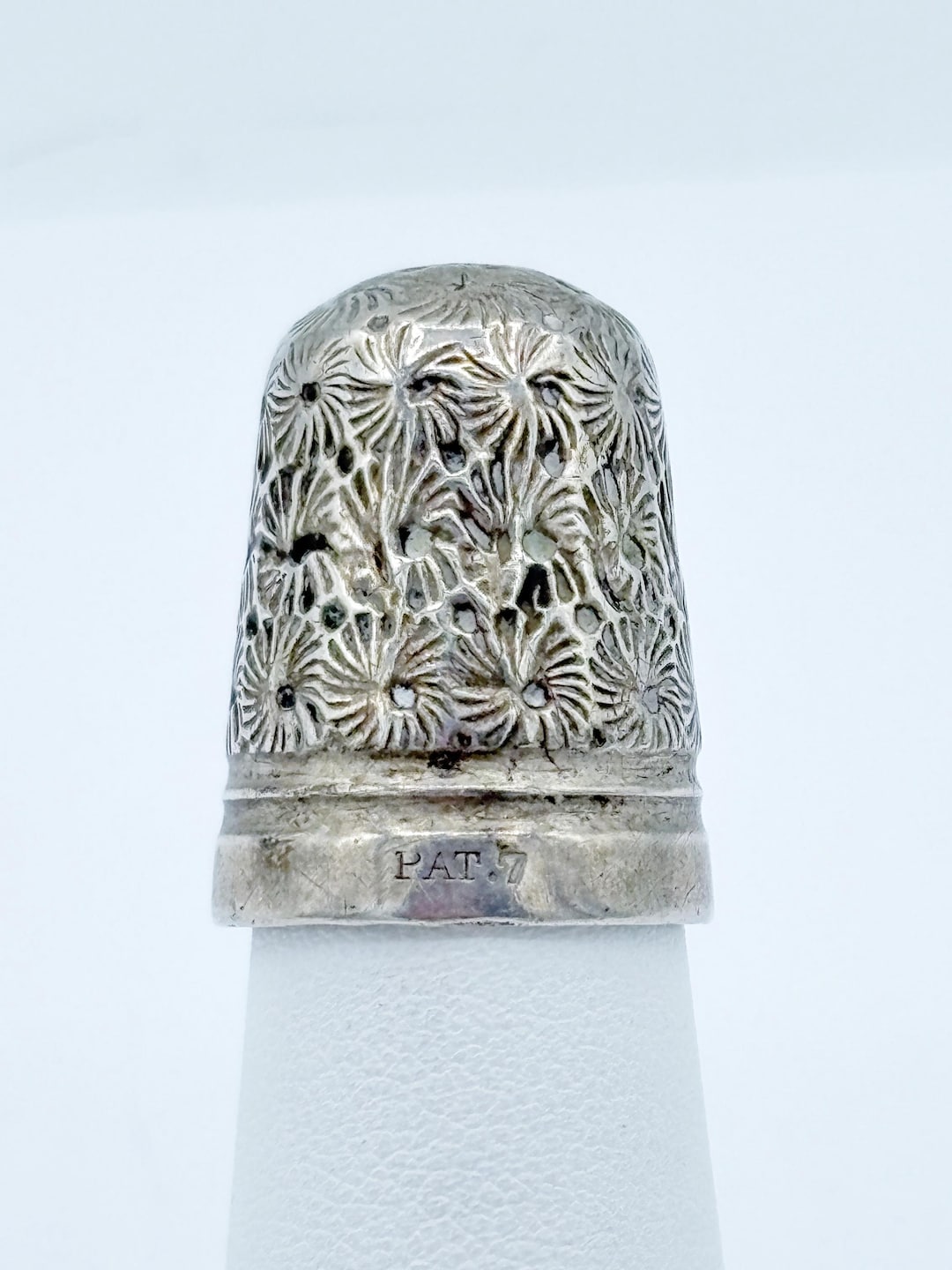Antique 1884 Charles Horner Chester England Early Dorcas Thimble Daisy ...