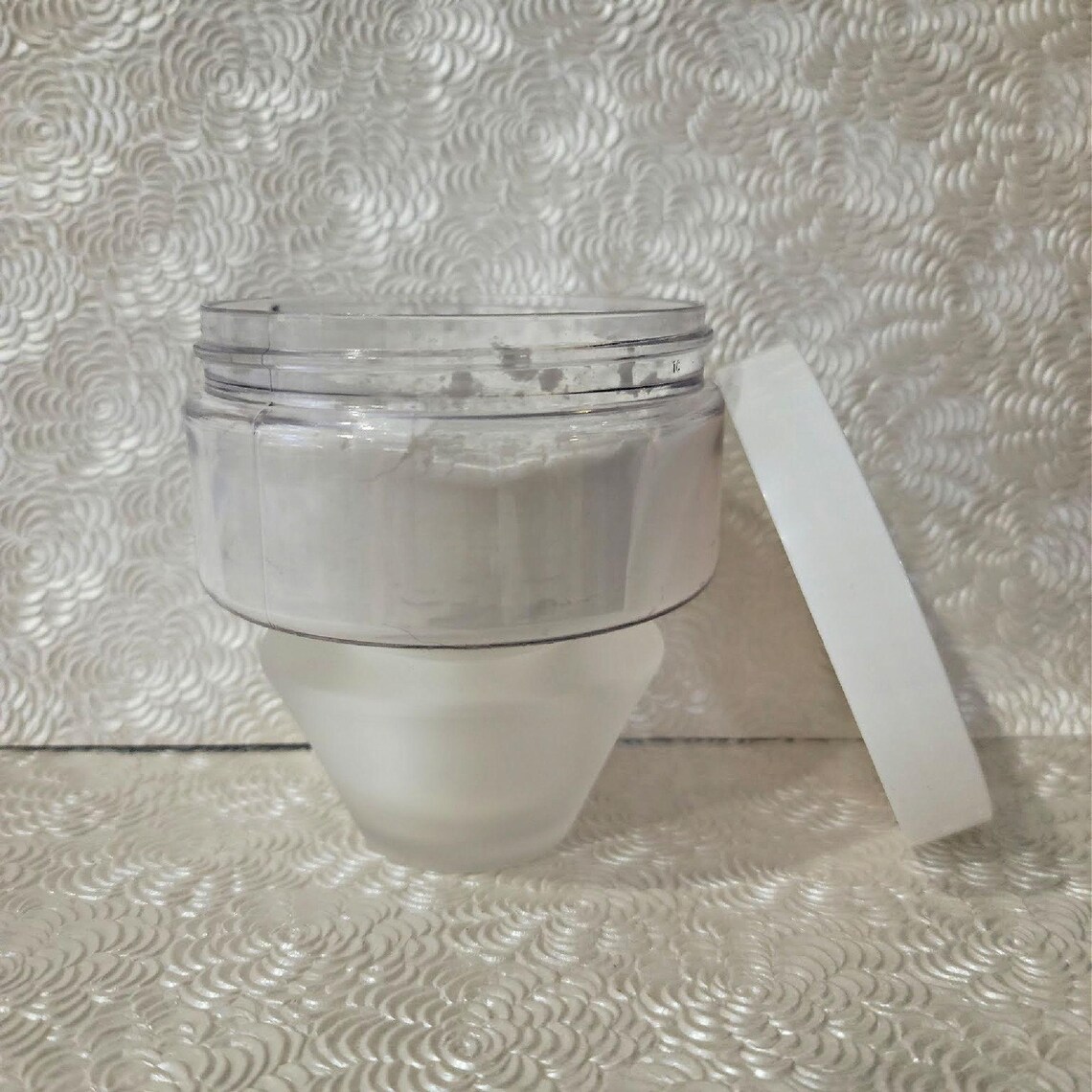 Silky Herbal Dusting Powder: Talc & Cornstarch Free, Botanical Body ...