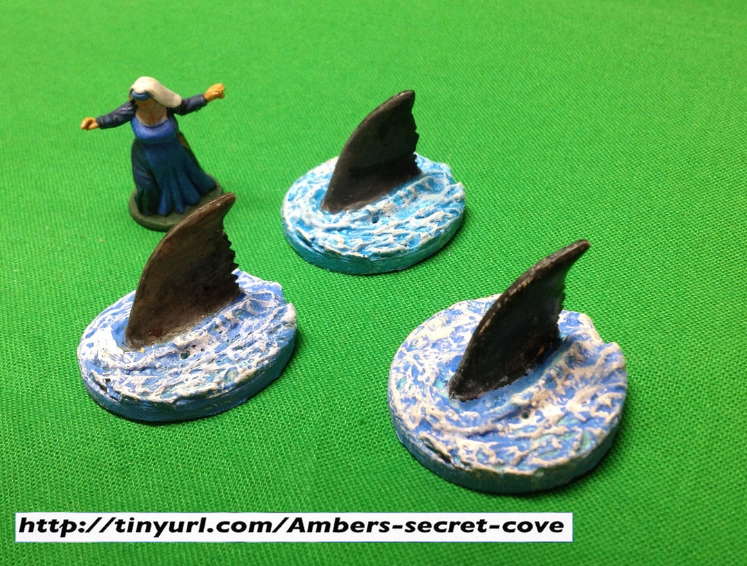 Shark Fin Set (3) 28mm Hand Painted - Etsy