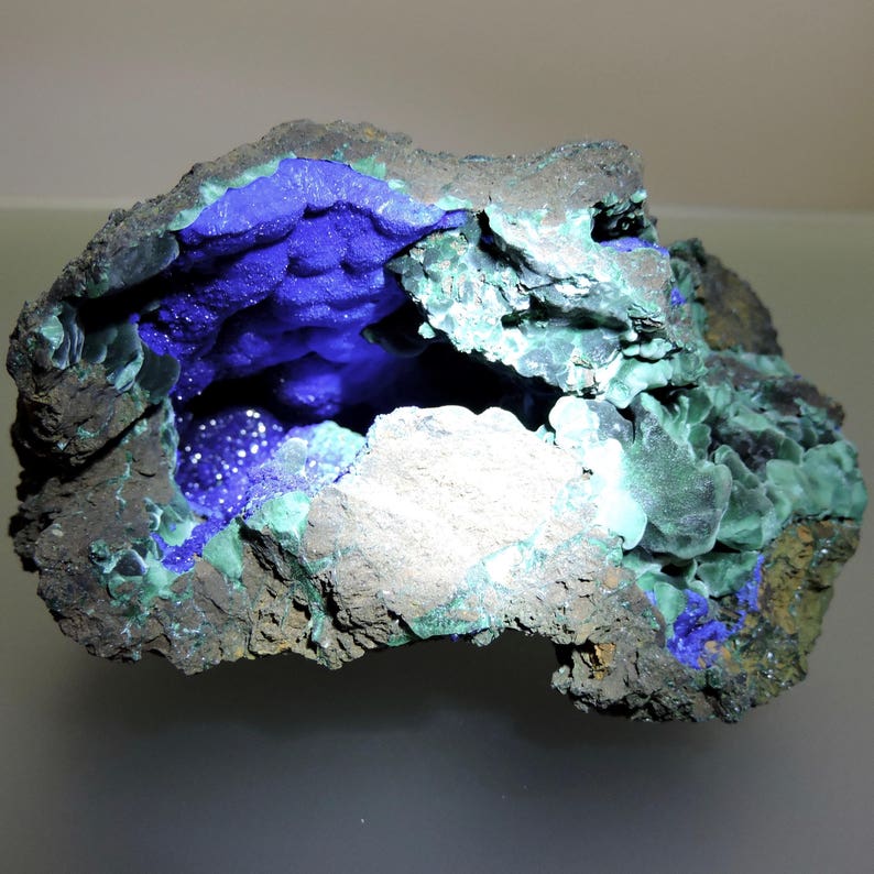 Azurite and Malachite Crystal Cave, Azurite and Malachite Cave China ...