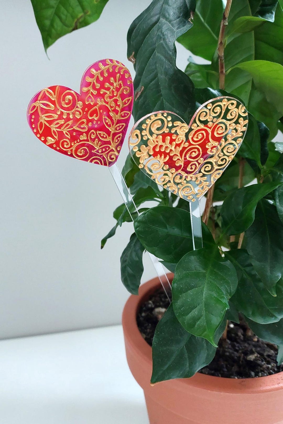Red & Gold Heart Plant Stakes for Plant Pots, Flower Beds or Window ...