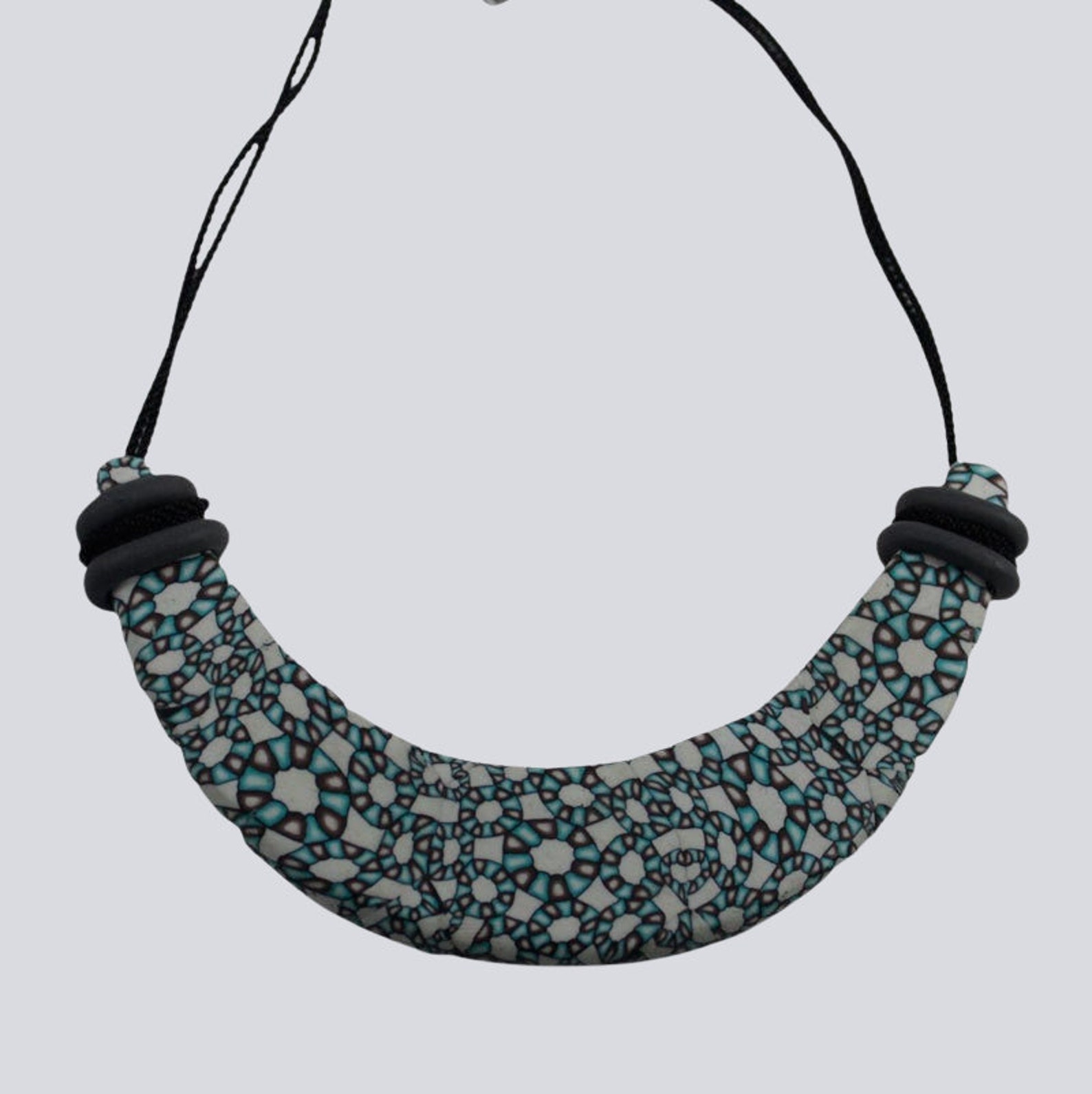 Collares babero. Comprar online artesanal - Etsy España