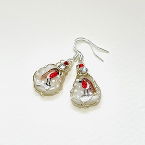 Robin Bird Christmas Winter Holiday Earrings - Sea Glass With Swarovski ...