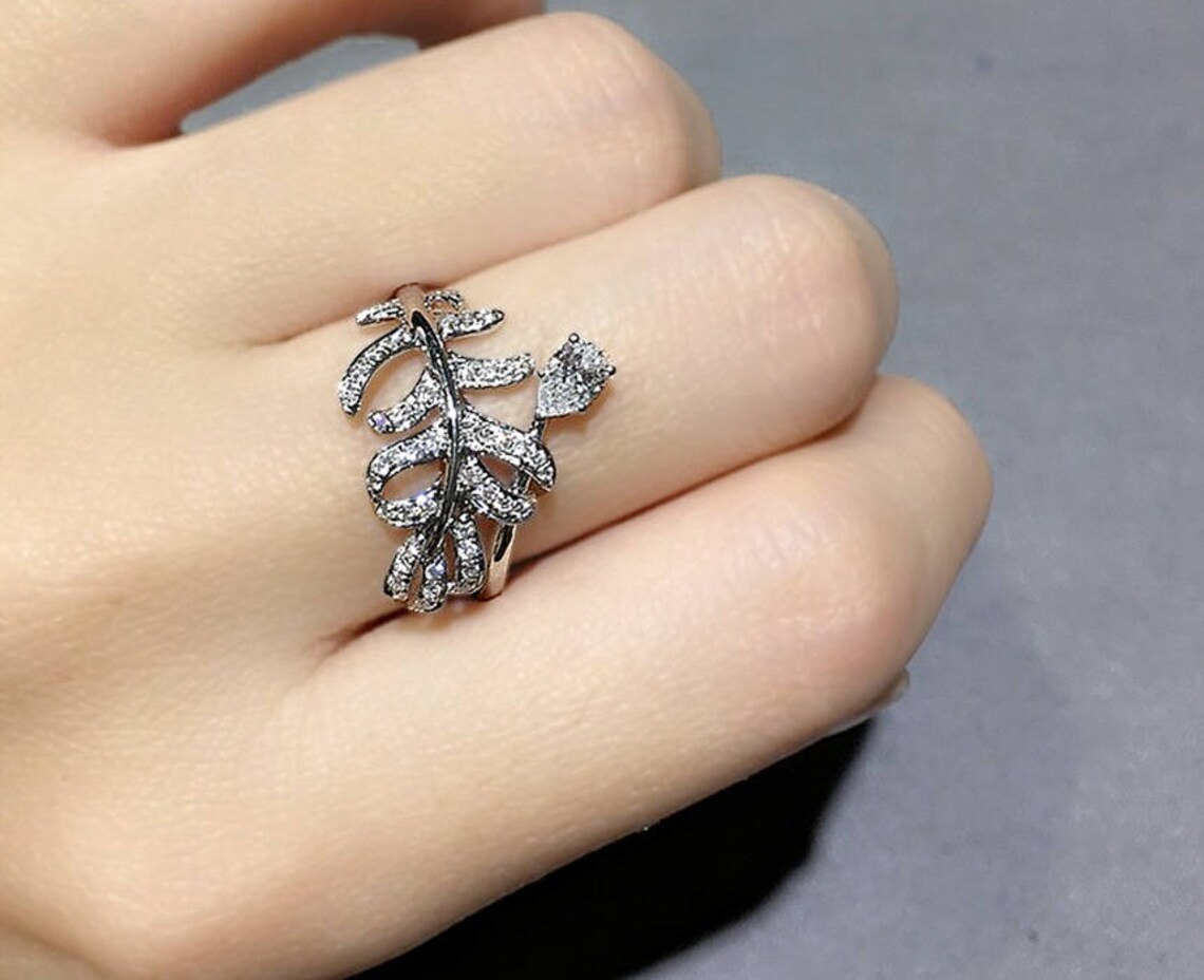 Diamond Feather Ring in Solid 18K Gold/diamond Fashion - Etsy