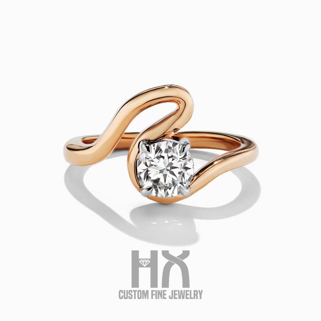 18k 2-tone Gold Curve Band Engagement Ring, 1.0CT Lab Grown Diamond VS2 ...