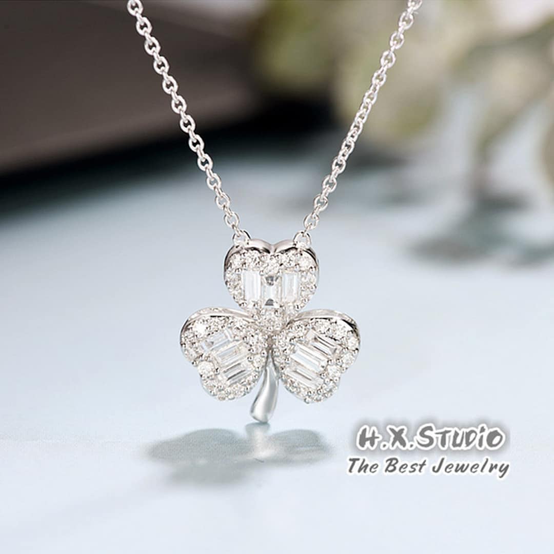 Diamond Shamrock Pendant Necklace in Solid 18K Gold/lucky Clover ...