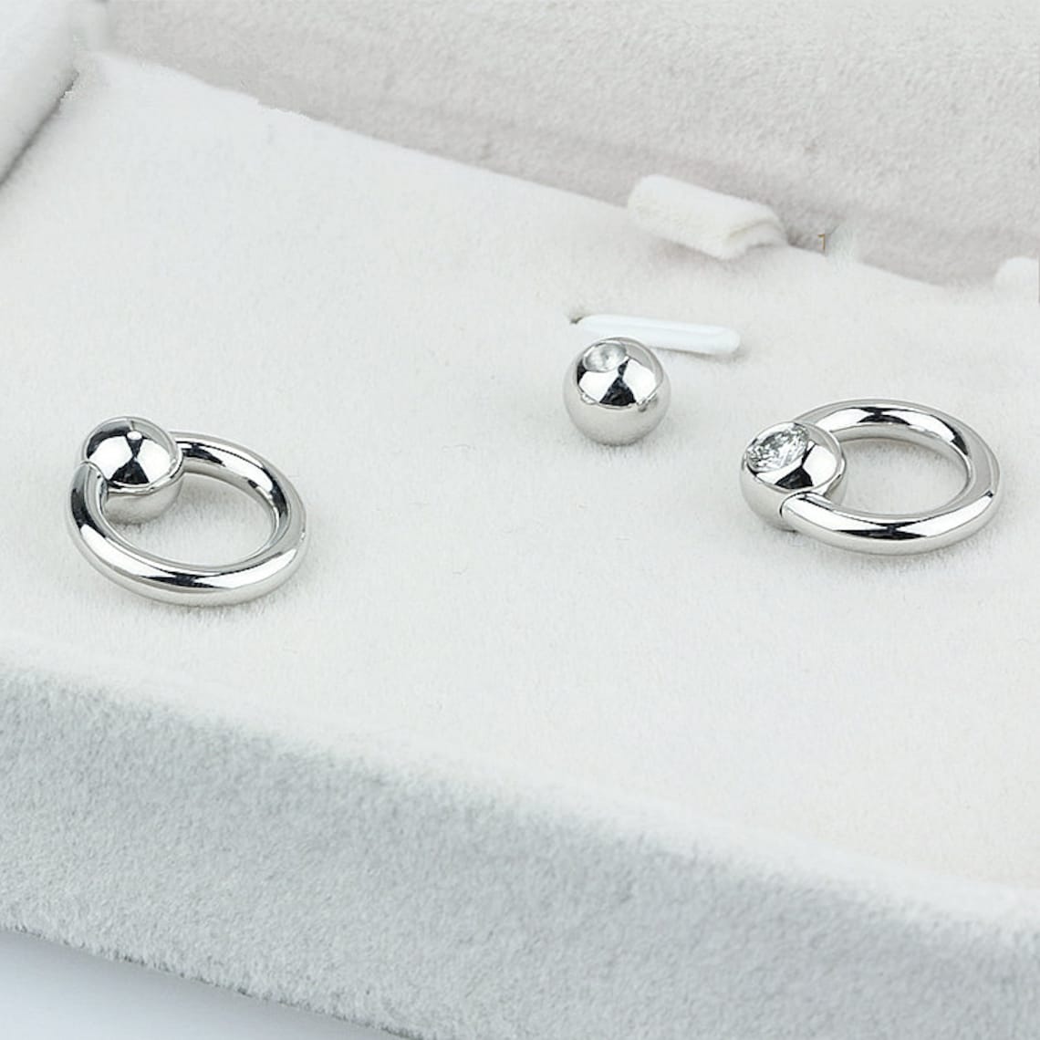 Diamond Prince Albert Ring in Solid PlatinumPT950 /Captive | Etsy