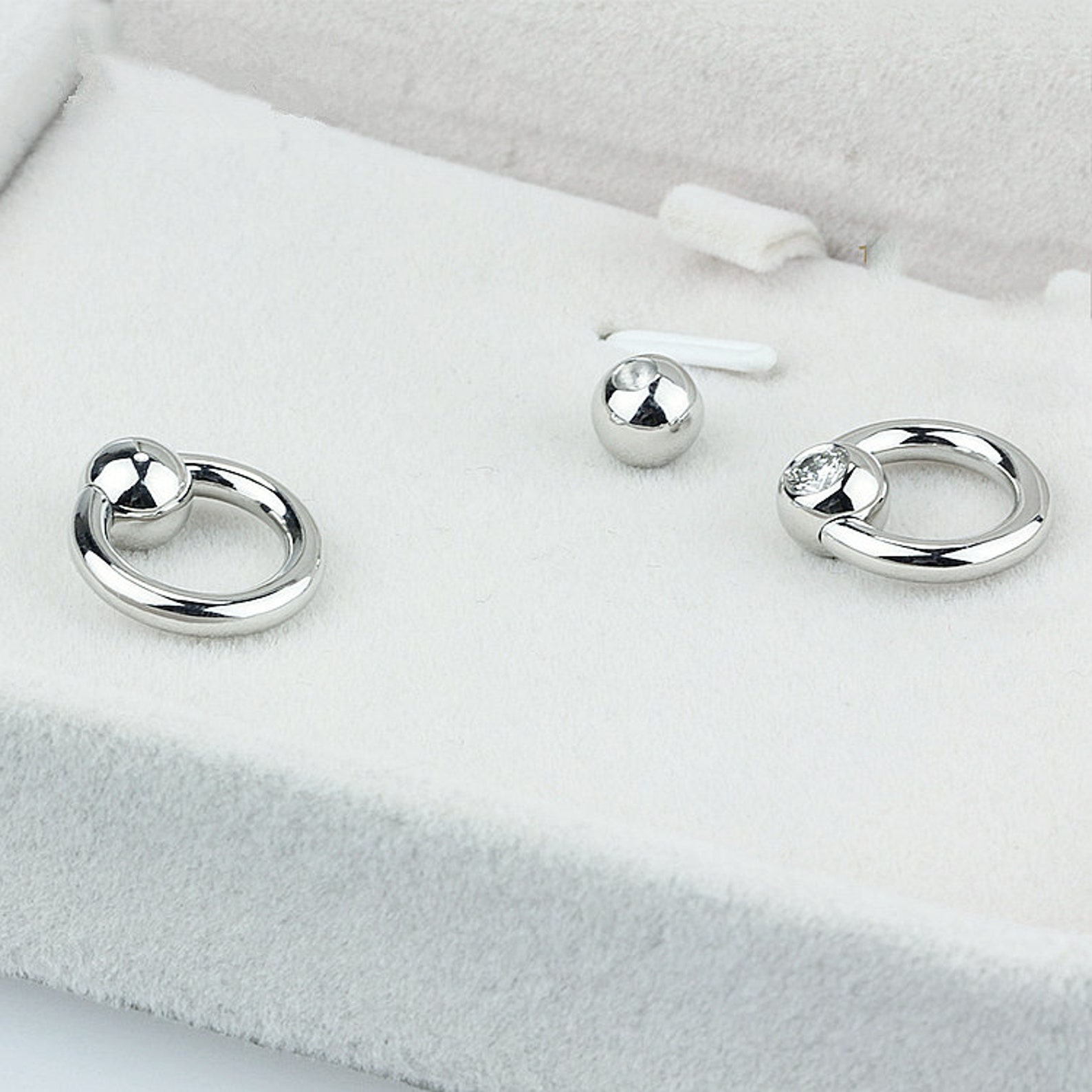 Diamond Prince Albert Ring in Solid Platinumpt950 /captive - Etsy UK