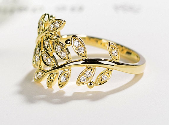 Diamond Laurel Leaf Wedding Ring in 18k Gold/diamond Olive Wreath Wide ...