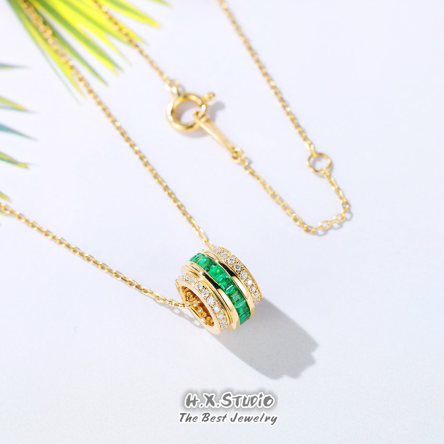 Diamond Emerald Rotatable Pendant Necklace in Solid 18k Gold/rotating ...