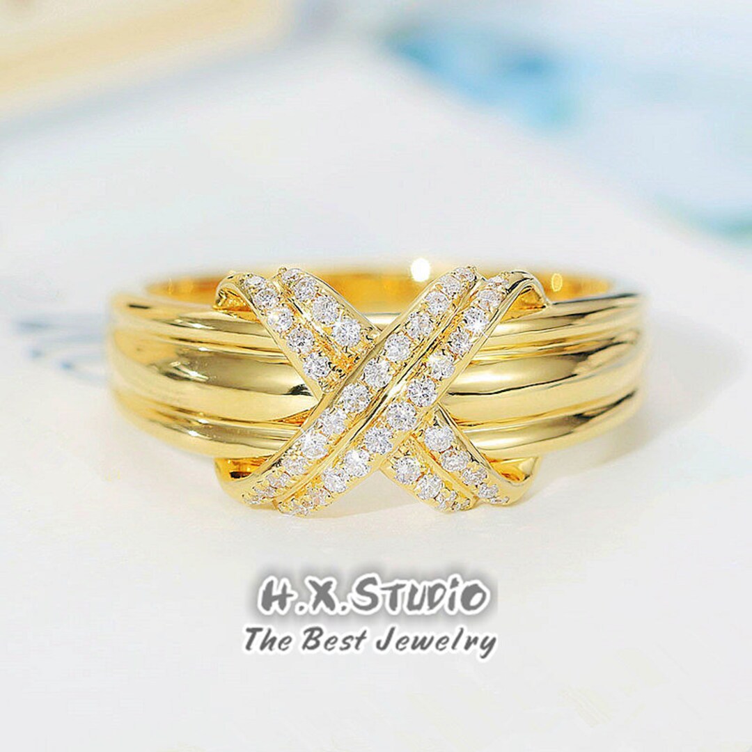 Diamond Crisscross Wedding Ring in Solid 18k Gold/crossing Node ...