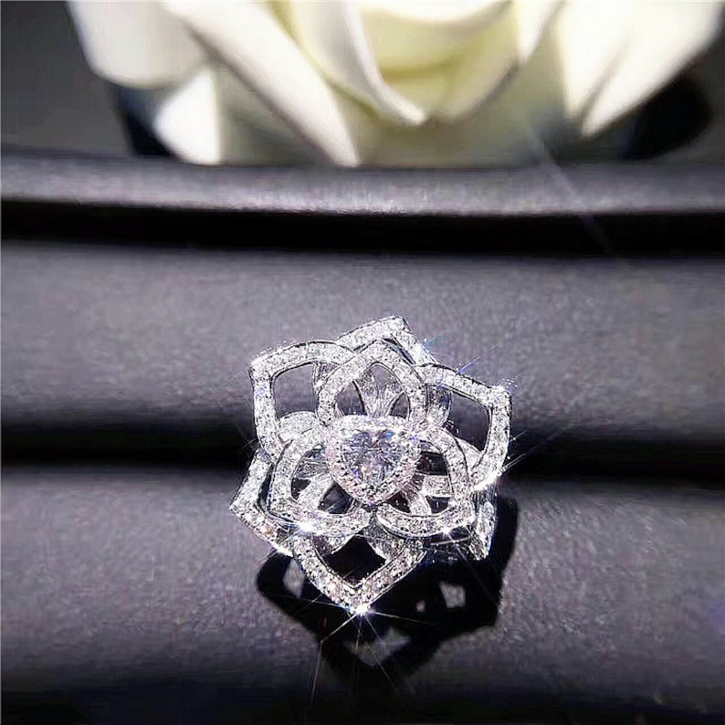 Gorgeous Solid 18K Diamond Flower Ring/floral Statement Ring/diamond ...