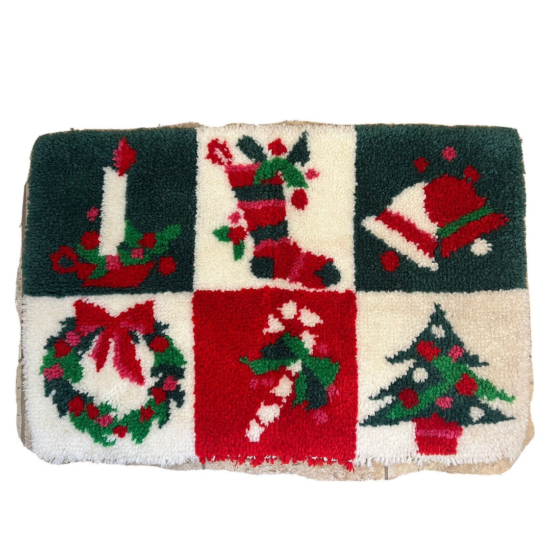 Vintage Christmas Latch Hook Handmade Rug Stocking Wreath Tree ...