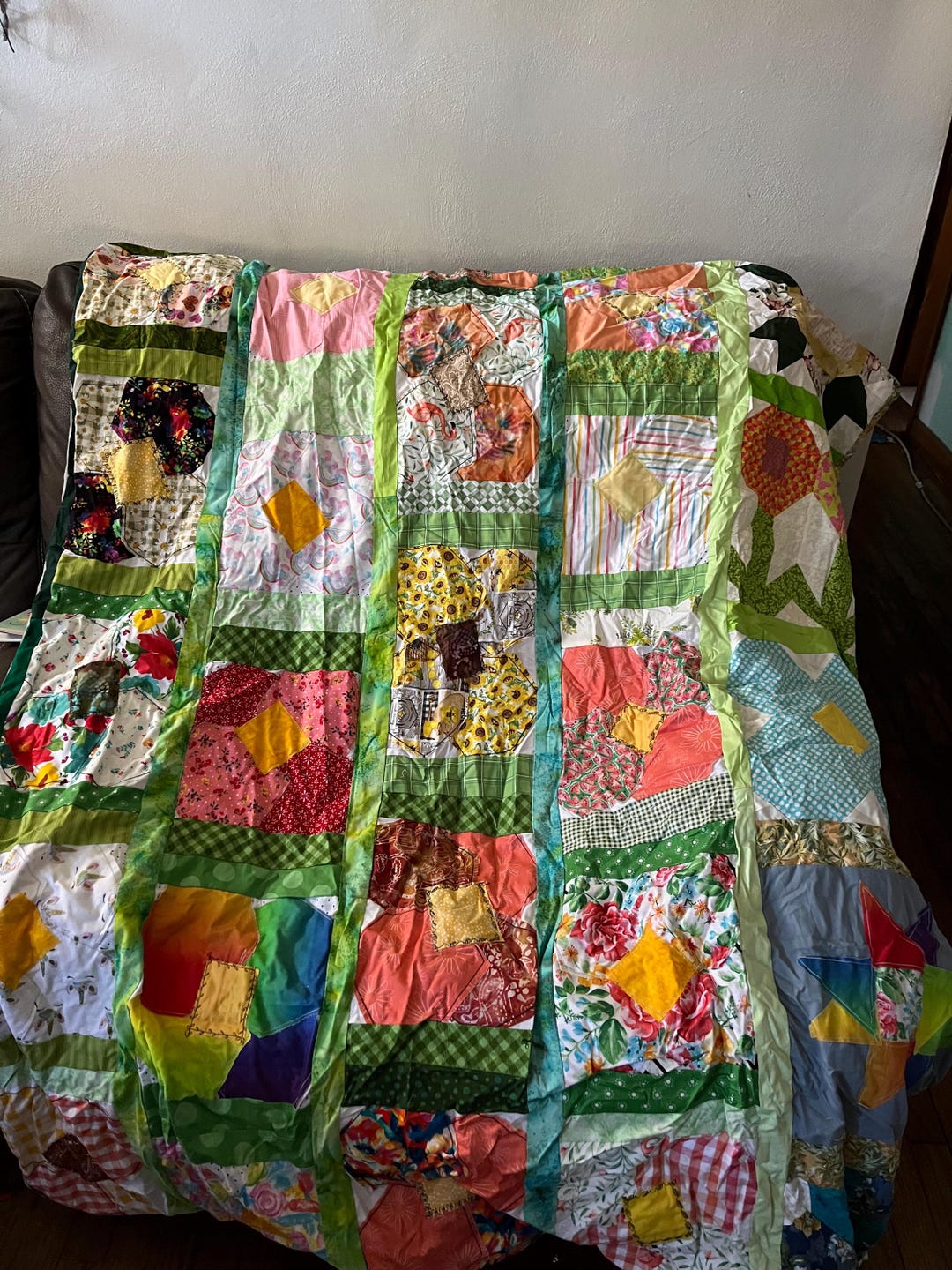 Into the Garden Quilt - Etsy
