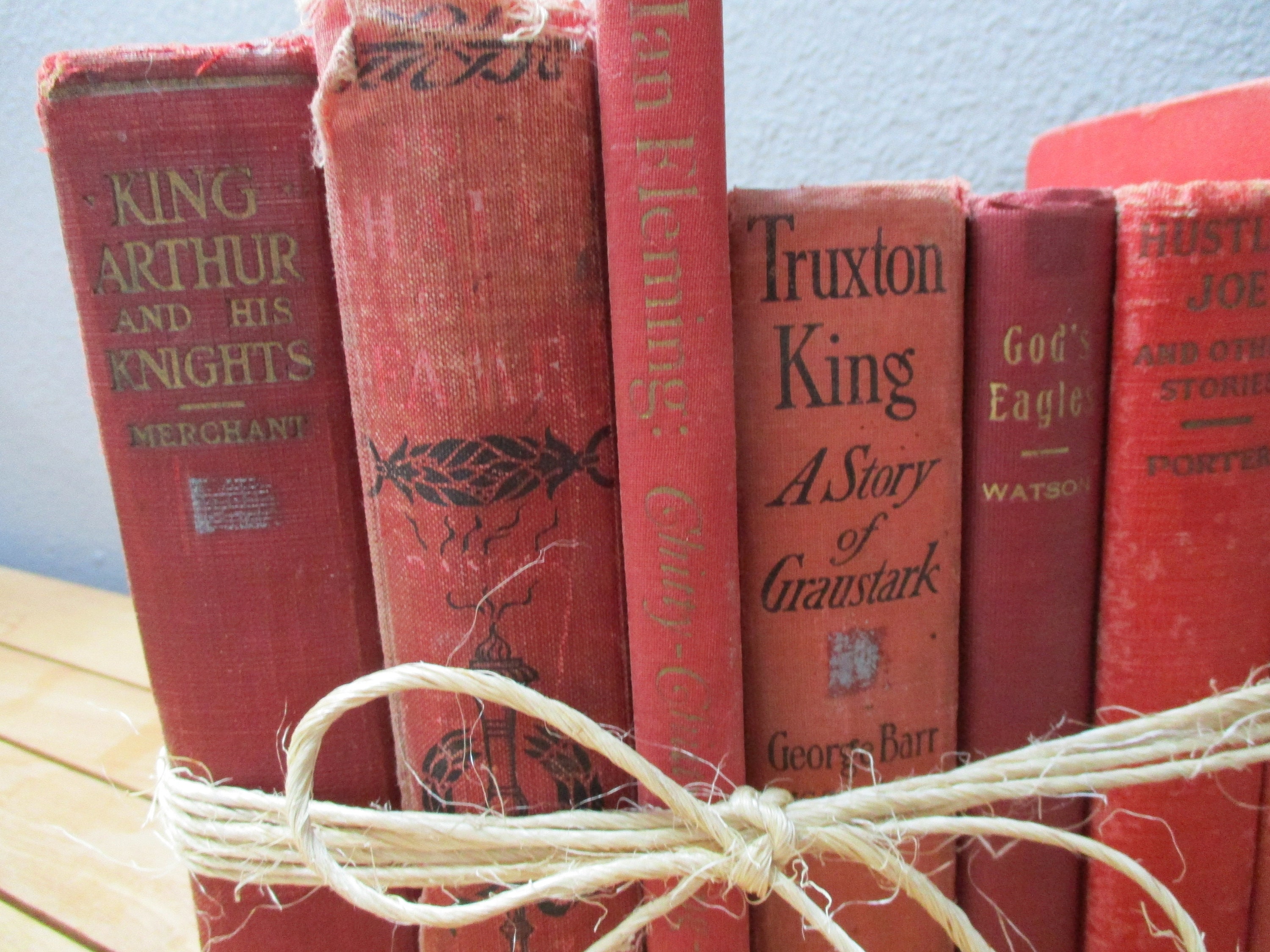 Books by color RED TONES VINTAGE Book Set Decorative Grouping | Etsy