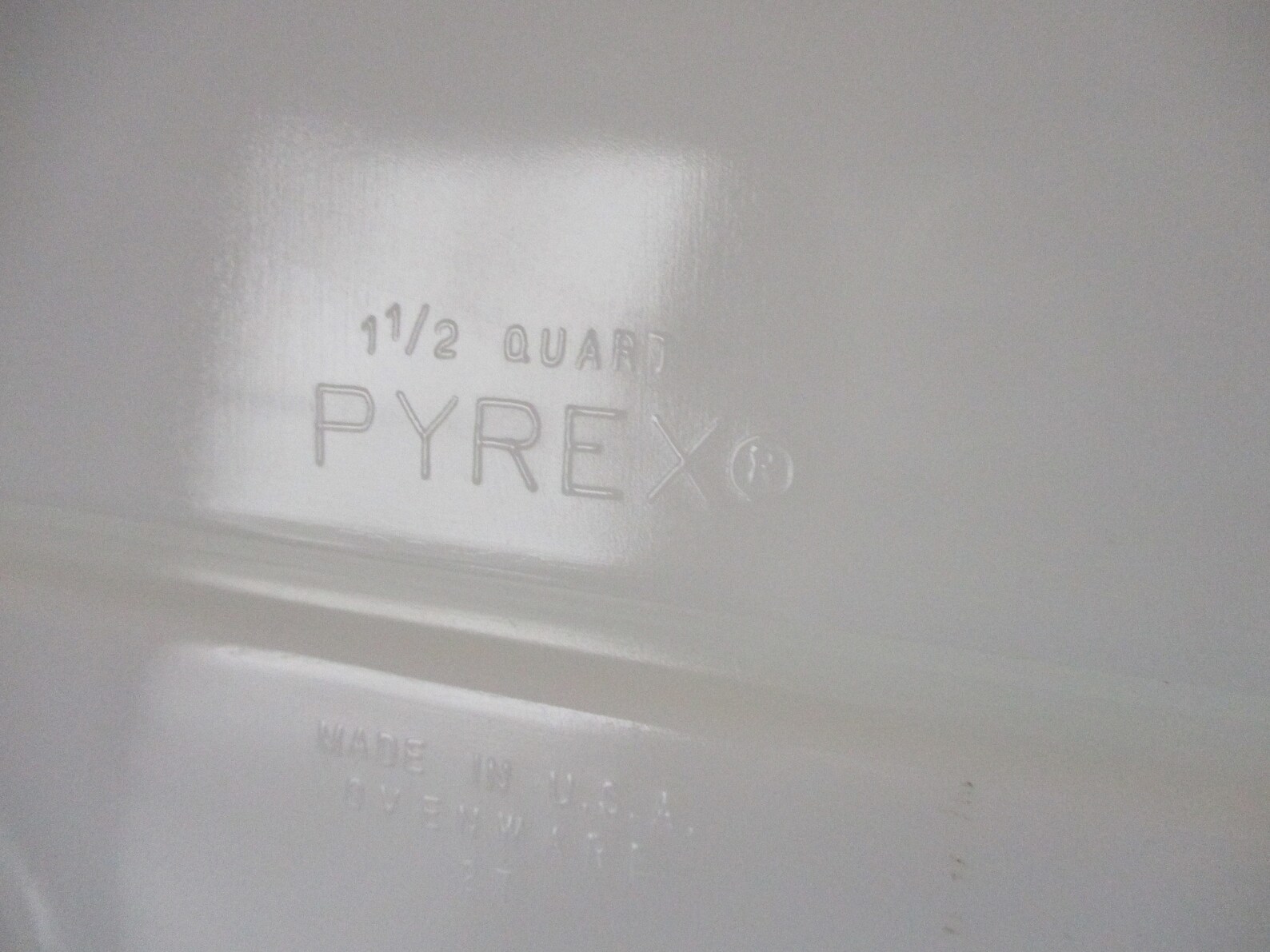 Pyrex VERDE Green DIVIDED Oval Dish With LID 1.5 Quart - Etsy