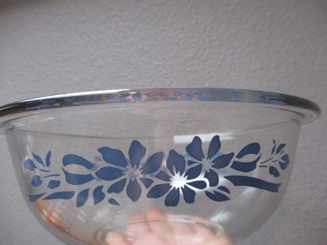 Pyrex BLUE FLOWERS RIBBON 323 1.5L Mixing Bowl - Etsy