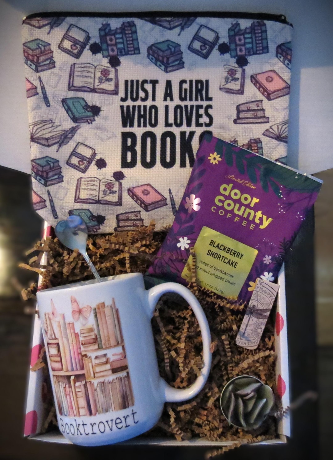 Book Lover Gift Box, Gift for Reader, Gift for Bookworm, Gift Box for ...