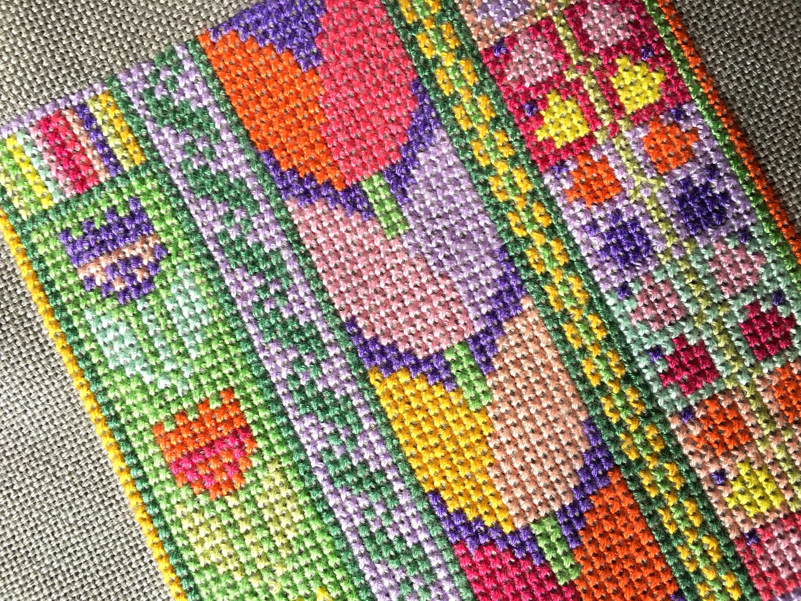 Cross Stitch Pattern, Tulip, Dutch, Retro, Folklore, Colour, Embroidery ...